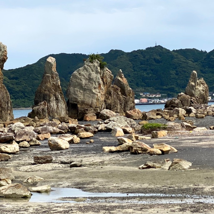 橋杭岩の写真橋杭岩はしぐいいわ サント船長の写真 和歌山県 トリップノート