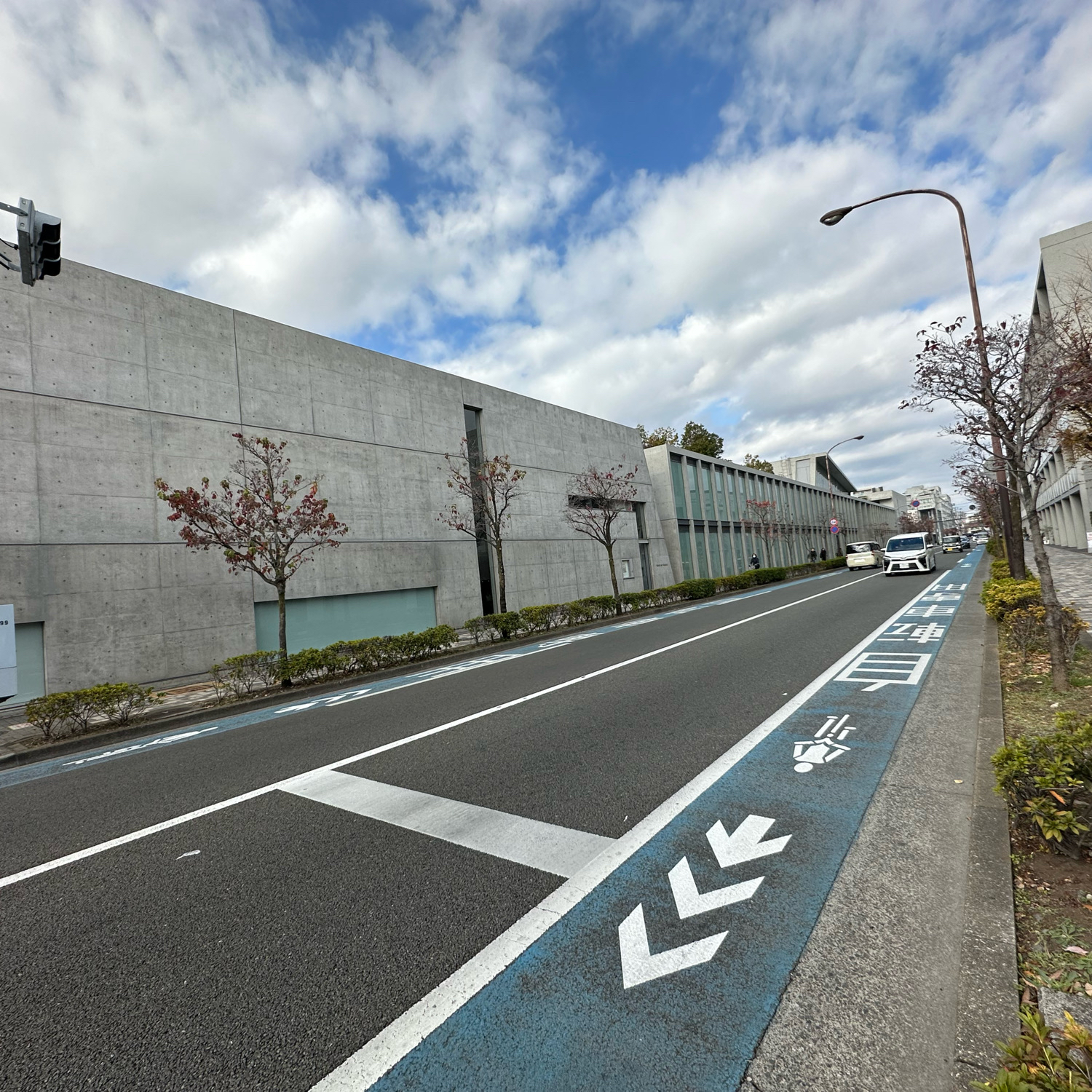 仙川安藤ストリートの写真東京都調布市の仙川駅近くにある建築家で有名な安藤忠雄が設計 トリップノート