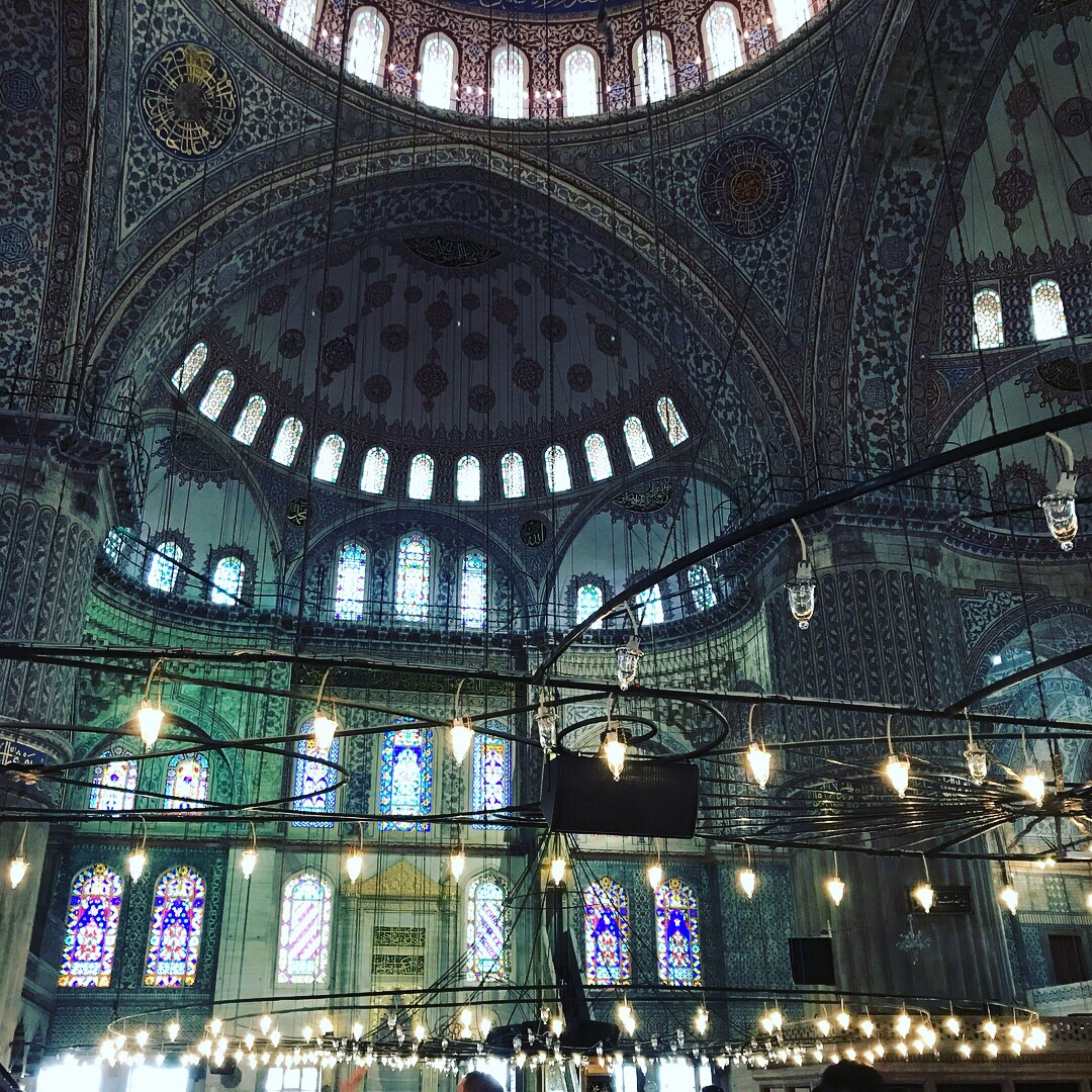 ブルーモスクの写真（トルコ イスタンブールブルーモスク） ｜ トリップノート